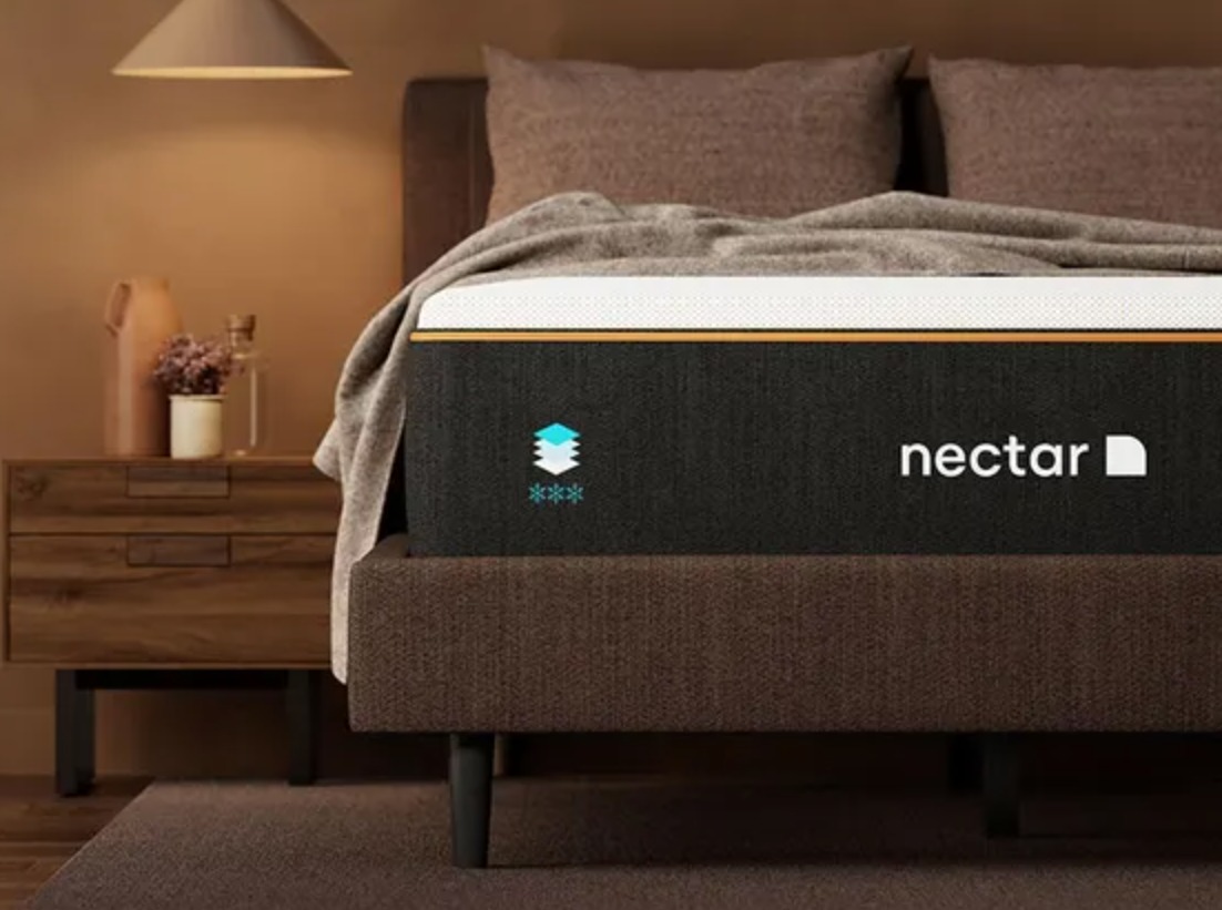 Best Mattresses For Hot Sleepers: The Mattress Buyer Guide