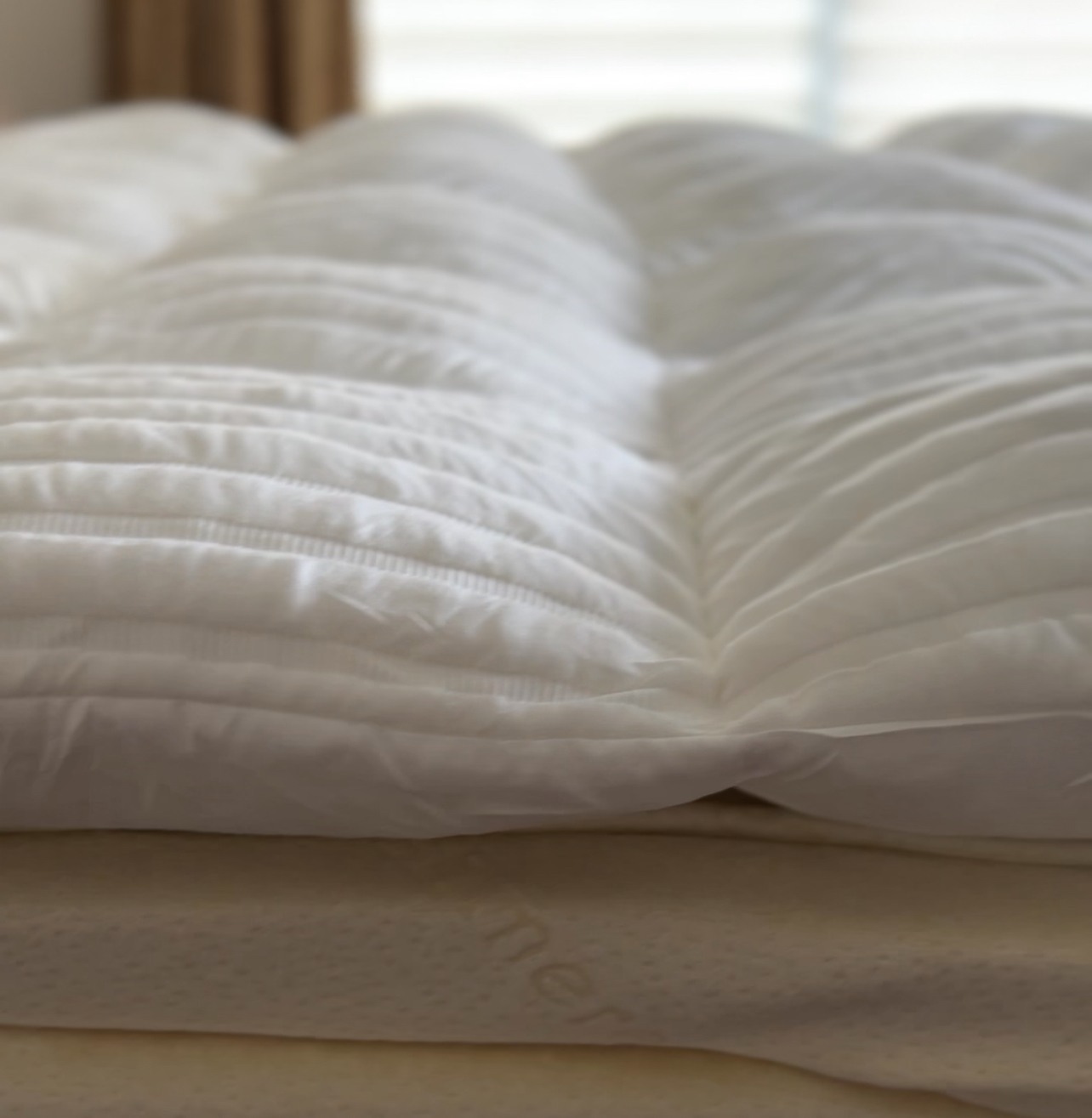 Moon Cloud Cover Mattress Topper Review By 25 Year Pro
